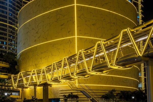 Rockwell Bridge – LIGHTING MAGAZINE